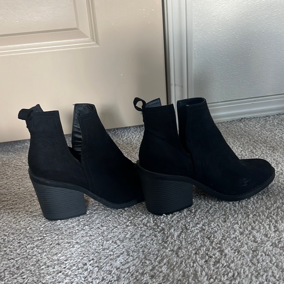 Universal Thread | Shoes | Universal Thread Side Cut Out Heeled Booties ...